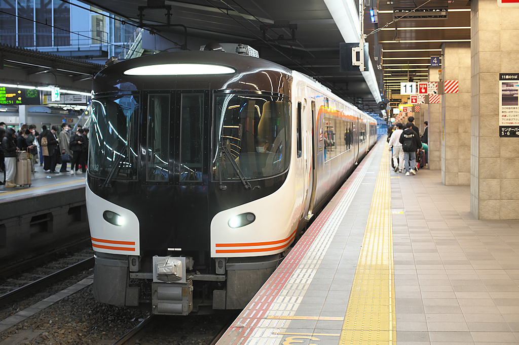 2／21、鉄活動。HC85系: シナモン☆スティック2023